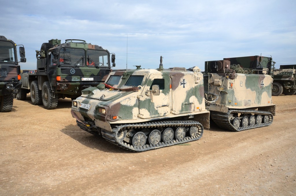 Bv 206 meets Mercedes – Corporal Frisk